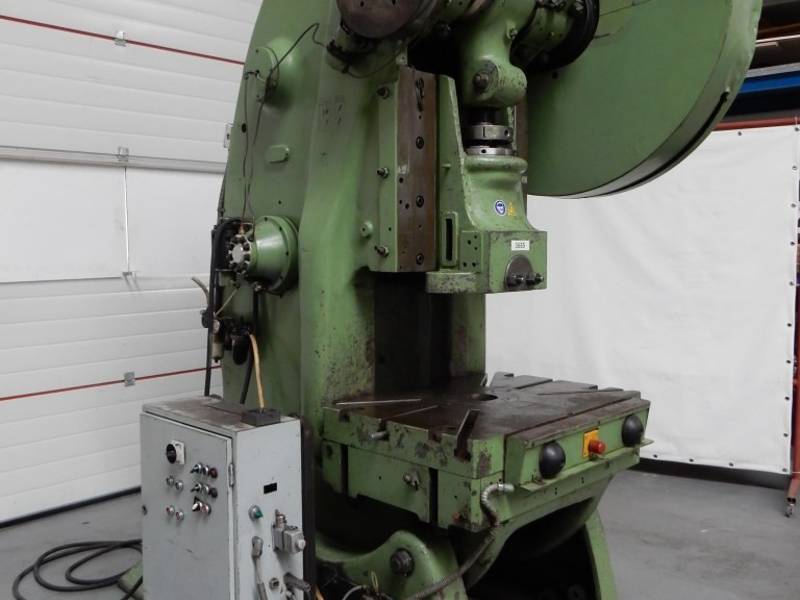 Te koop: Gebruikte Excenterpers HME 75 Ton bij Valk Machines